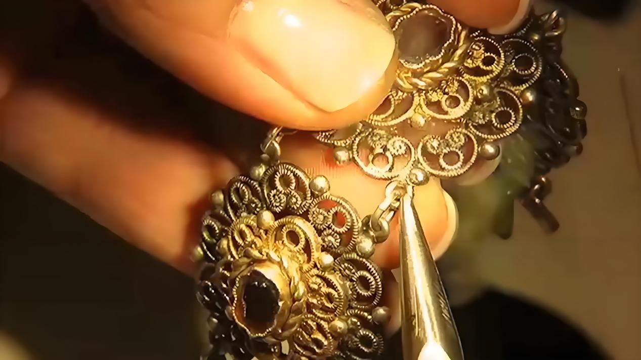How to Weld Jewelry – Methods Explained - Zixu Marking